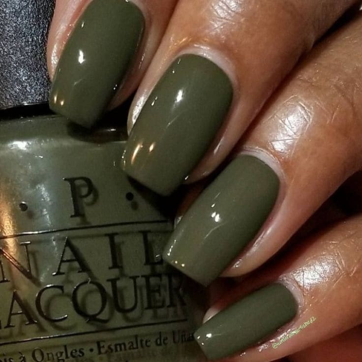 11 Best Dark Nail Colors for Dark Skin Tones - That Looks Beautiful