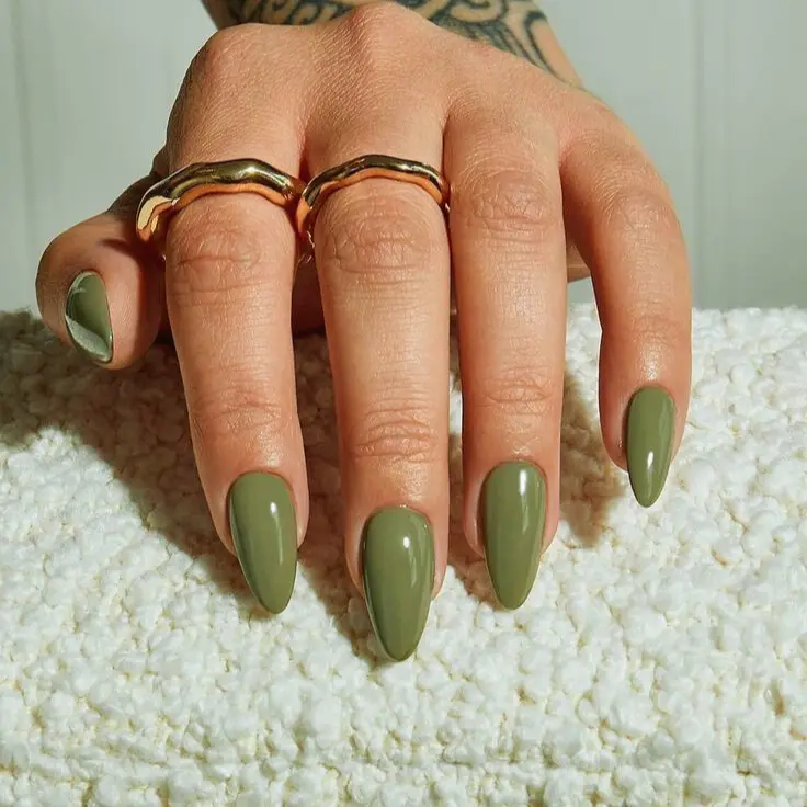 14 Fall Nail Colors for Fair Skin Tones - That are Warm & Cozy