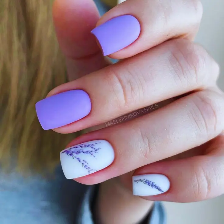 30 Best Minimalist Nail Ideas That Are So Classy & Chic