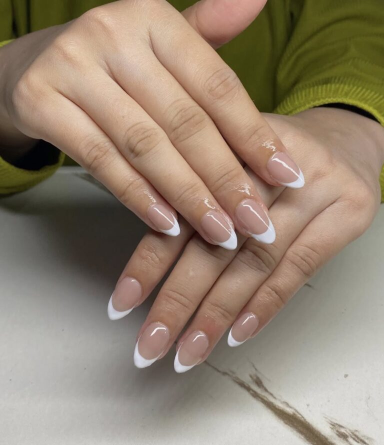 27 Simple & Subtle Nail Ideas That Prove Less Is Truly More